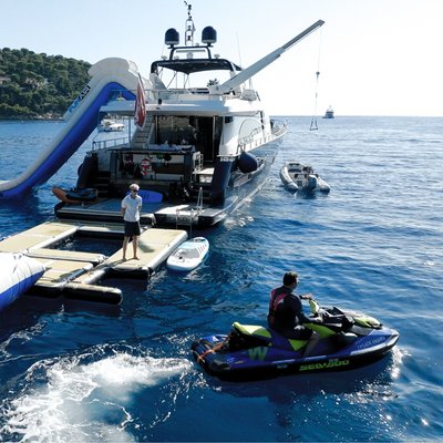 LADY AMANDA Yacht Charter Price - Couach Yachts Luxury Yacht Charter