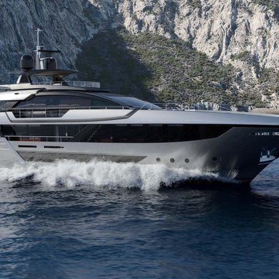 LADY FIRST Yacht Charter Price - Riva Luxury Yacht Charter