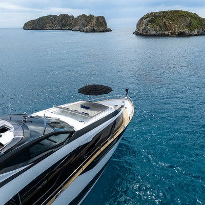 BLUE INFINITY ONE Yacht Charter Price - Sunseeker Luxury Yacht Charter