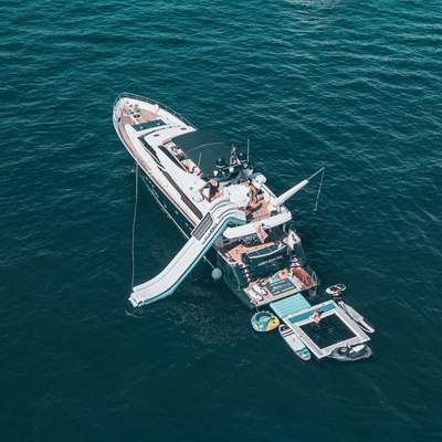 LADY AMANDA Yacht Charter Price - Couach Yachts Luxury Yacht Charter