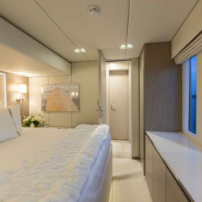 SOL Yacht Charter Price - Sunreef Yachts Luxury Yacht Charter