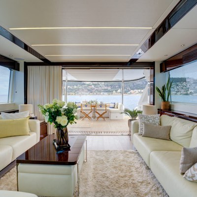 OREGGIA Yacht Charter Price - Sunseeker Luxury Yacht Charter