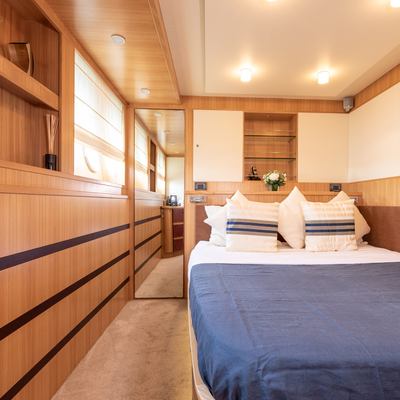 DOUBLE D Yacht Charter Price - Dalla Pietà Luxury Yacht Charter
