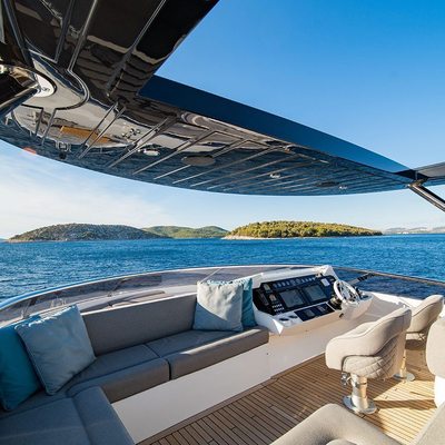 BLACK MAMBA Yacht Charter Price - Sunseeker Luxury Yacht Charter