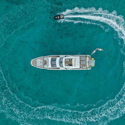 PIER PRESSURE Yacht Charter Price - Azimut Yachts Luxury Yacht Charter