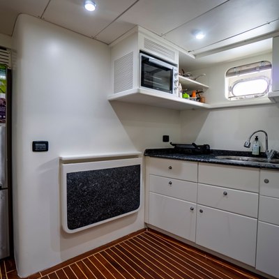 LUJA Yacht Charter Price - Custom Luxury Yacht Charter