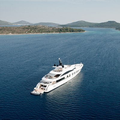 SAMURAI Yacht Charter Price - Alia Yacht Luxury Yacht Charter