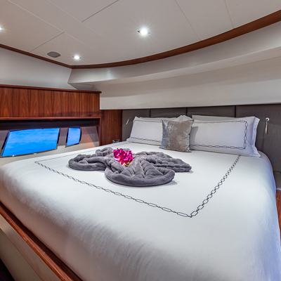 EMRYS Yacht Charter Price - Sunseeker Luxury Yacht Charter