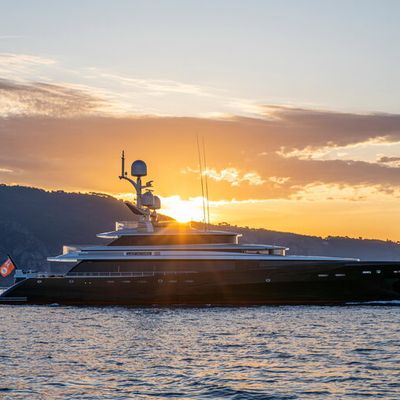 LADY VICTORIA Yacht Charter Price - Feadship Luxury Yacht Charter