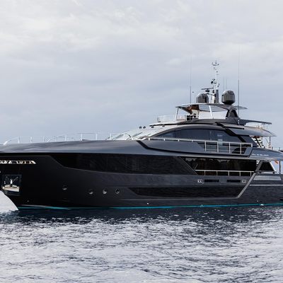 LADY FIRST Yacht Charter Price - Riva Luxury Yacht Charter