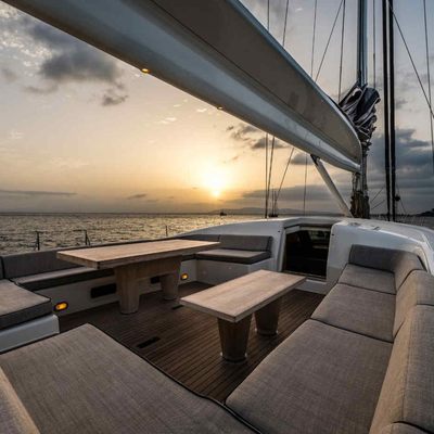 ACAIA Yacht Charter Price - Southern Wind Luxury Yacht Charter