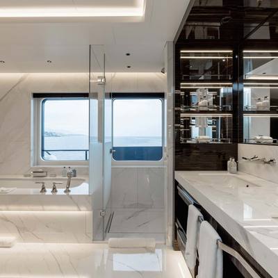 VICTORIOUS Yacht Charter Price - Akyacht Luxury Yacht Charter