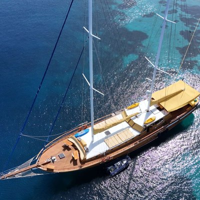 PARSS Yacht Charter Price - Custom Luxury Yacht Charter