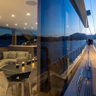 GOOD LIFE Yacht Charter Price (ex. Pura Vida) - Custom Luxury Yacht Charter
