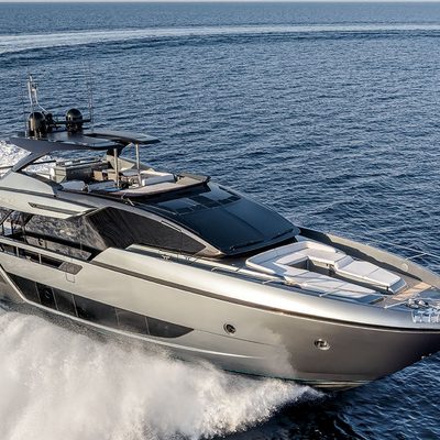 COCO Yacht Charter Price - Riva Luxury Yacht Charter