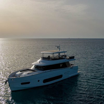 SOUL Yacht Charter Price - Azimut Yachts Luxury Yacht Charter