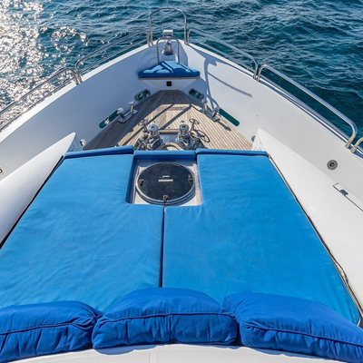 KEFI Yacht Charter Price - Sunseeker Luxury Yacht Charter