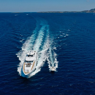 BENIK I Yacht Charter Price - Heesen Luxury Yacht Charter