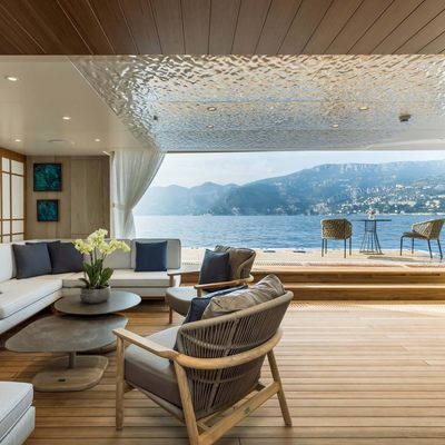 VICTORIOUS Yacht Charter Price - Akyacht Luxury Yacht Charter