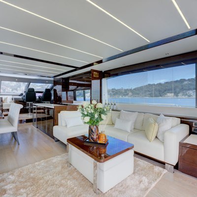 OREGGIA Yacht Charter Price - Sunseeker Luxury Yacht Charter