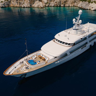 ITOTO Yacht Charter Price - Dauphin Yachts Luxury Yacht Charter