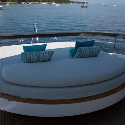 IMAGINE Yacht Charter Price - Azimut Yachts Luxury Yacht Charter