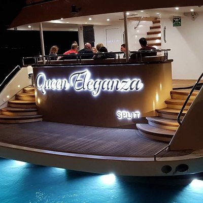 QUEEN ELEGANZA Yacht Charter Price - Radez Luxury Yacht Charter