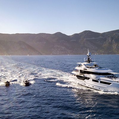 AXIOS Yacht Charter Price - Admiral Yachts Luxury Yacht Charter