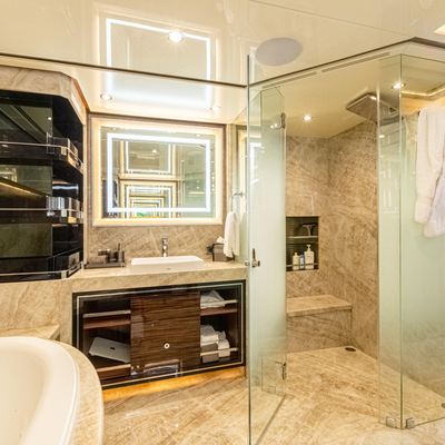 ISLAND COWBOY Yacht Charter Price (ex. IC) - Ocean Alexander Luxury ...