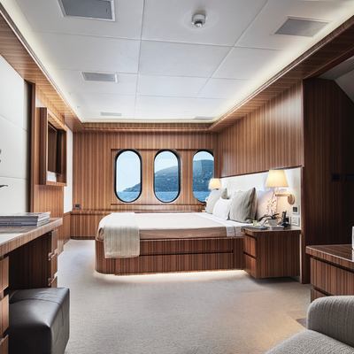SEASHELL Yacht Charter Price - Fittipaldi Yachts Luxury Yacht Charter