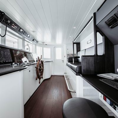 ISTROS Yacht Charter Price - Amsterdamsche Scheepwerf G. de Vries ...