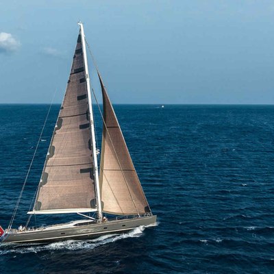 ACAIA Yacht Charter Price - Southern Wind Luxury Yacht Charter