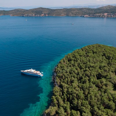 OHANA Yacht Charter Price - Custom Luxury Yacht Charter