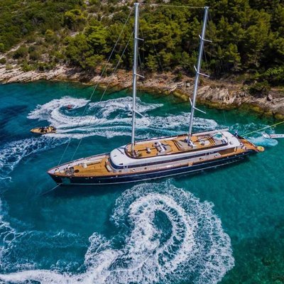 CLASE AZUL Yacht Charter Price - Tramontana Luxury Yacht Charter
