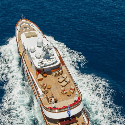 PARVATI Yacht Charter Price - CRN Yachts Luxury Yacht Charter