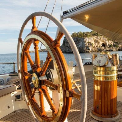 SILVER SPRAY Yacht Charter Price - Scheepswerf Piet Smit Luxury Yacht ...