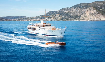 MALAHNE Yacht Charter Price - Camper & Nicholsons Luxury Yacht Charter