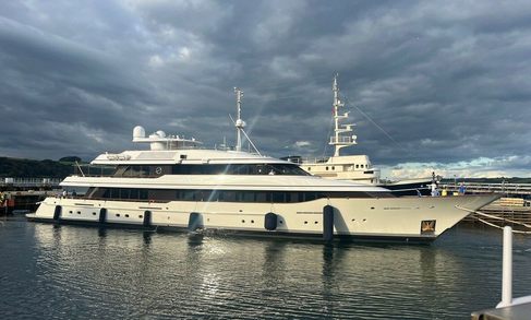 FEADSHIP Yacht Charters - View ALL yachts for 2026/2027