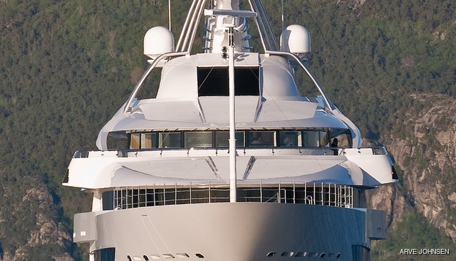 VIBRANT CURIOSITY Yacht - OceanCo