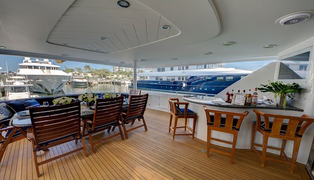 FRISKY LADY Yacht - Westport Yachts | Yacht Charter Fleet