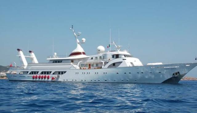 LADY SARYA Yacht - Nuovi Cantieri Apuania | Yacht Charter Fleet