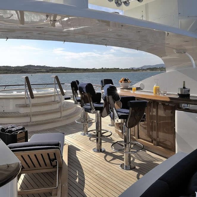 AWATEA Yacht Photos - Hakvoort | Yacht Charter Fleet