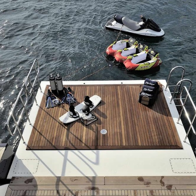 AWATEA Yacht Photos - Hakvoort | Yacht Charter Fleet