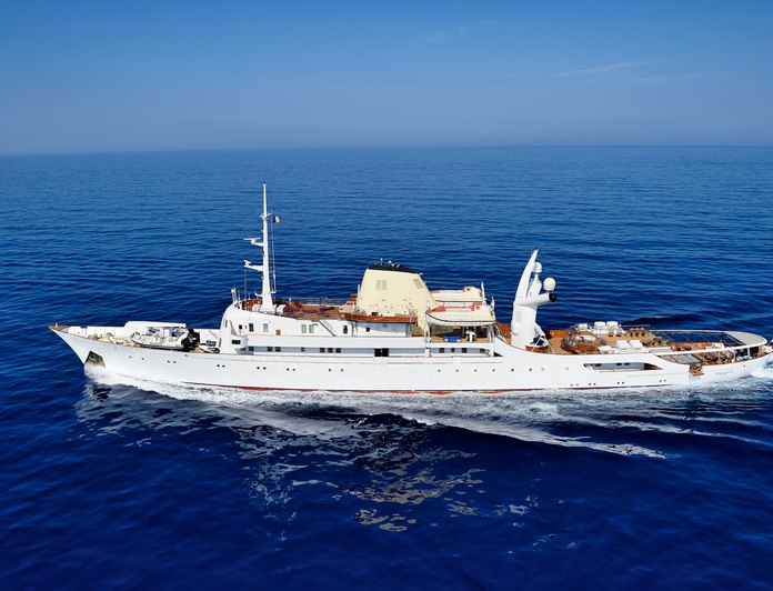 CHRISTINA O Yacht Photos - 99m Luxury Motor Yacht for Charter