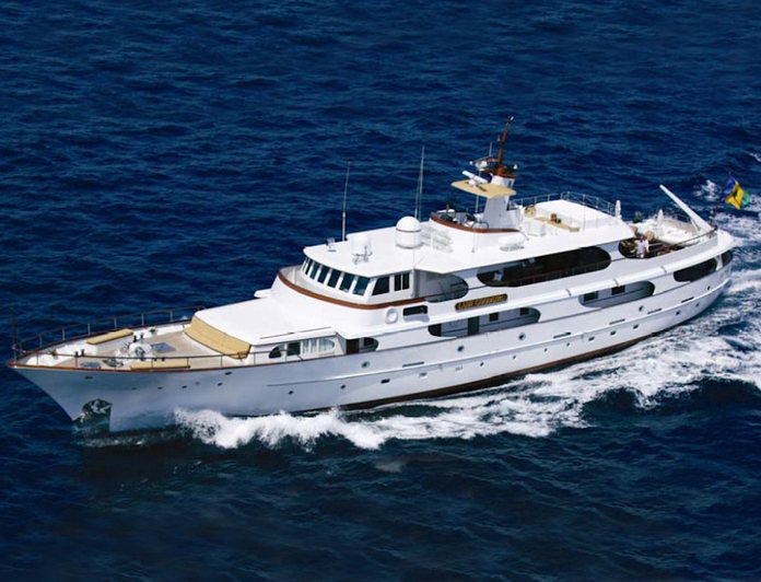 LADY GOODGIRL Yacht Photos - Hall Russell