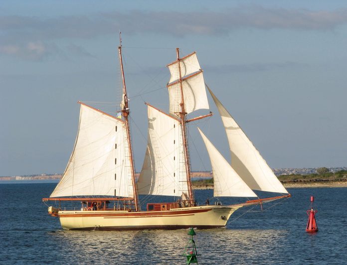 BRIGANTINE Yacht Photos - Custom