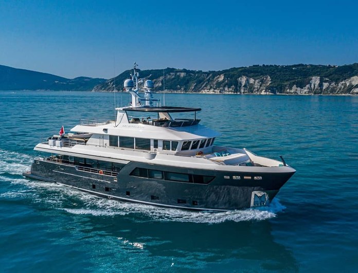 CAPE COD II Yacht Photos - Cantiere delle Marche