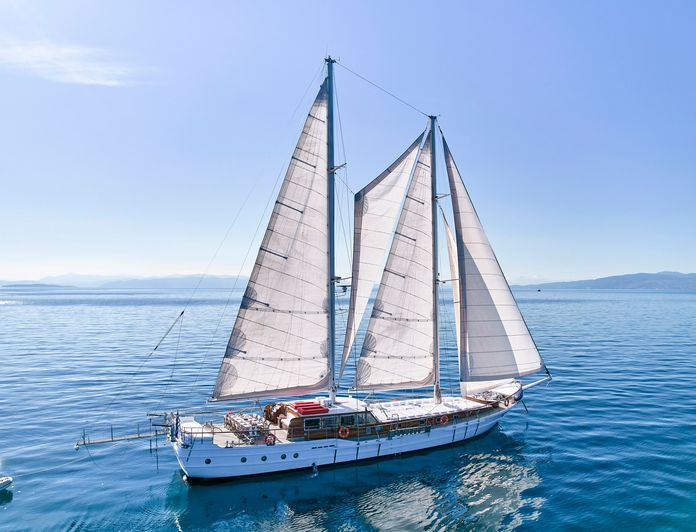 WHITE PEARL Yacht Photos - 34m Luxury Sail Yacht for Charter