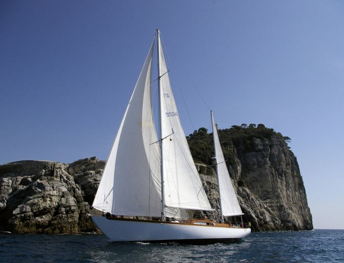 CADAMA Yacht Photos - 22m Luxury Sail Yacht for Charter