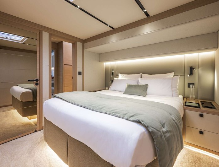 ARKTOS Yacht Photos - 25m Luxury Sail Yacht for Charter